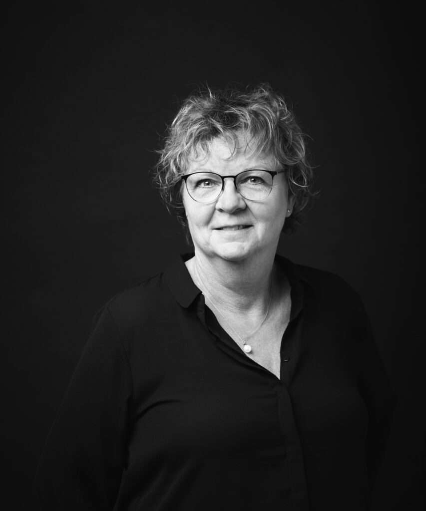 Contact building | DAMPA